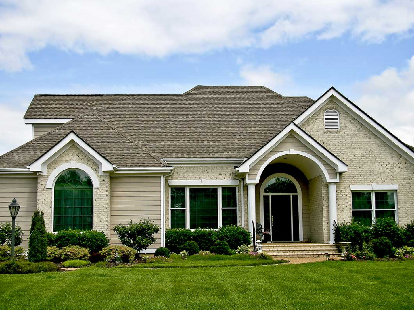 Residential Window Tinting | Home Window Tinting | Alabaster, AL | Dark ...